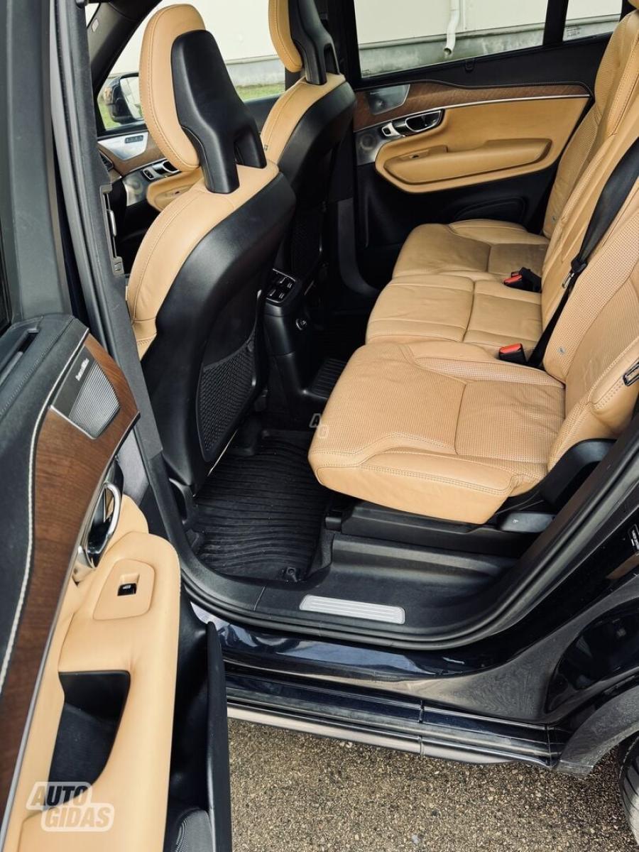 Blue Volvo XC90 2017 in Kaunas, with an engine capacity of 2.00 L and mileage of 213 thousand km for 22300 €, photo 17 on AUTOMOTO.COM.LV