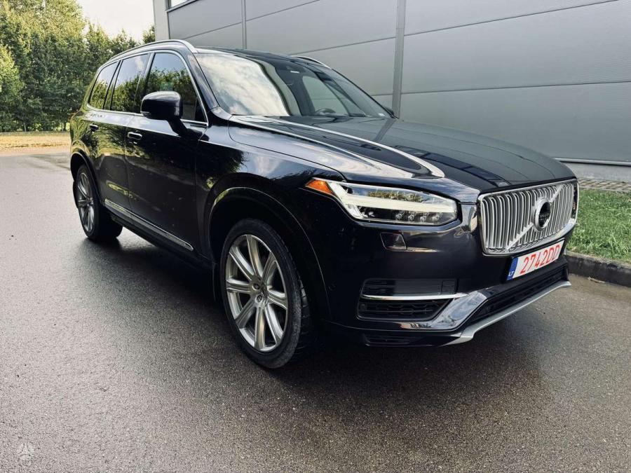 Blue Volvo XC90 2017 in Kaunas, with an engine capacity of 2.00 L and mileage of 213 thousand km for 22300 €, photo 7 on AUTOMOTO.COM.LV