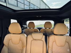 Blue Volvo XC90 2017 in Kaunas, with an engine capacity of 2.00 L and mileage of 213 thousand km for 22300 €, photo 16 on AUTOMOTO.COM.LV