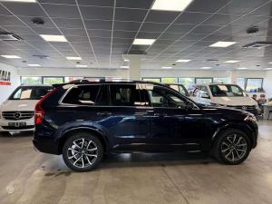 Blue Volvo XC90 2017 in Klaipeda, with an engine capacity of 1.97 L and mileage of 157 thousand km for 21900 €, photo 4 on AUTOMOTO.COM.LV