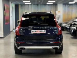 Blue Volvo XC90 2017 in Klaipeda, with an engine capacity of 1.97 L and mileage of 157 thousand km for 21900 €, photo 7 on AUTOMOTO.COM.LV