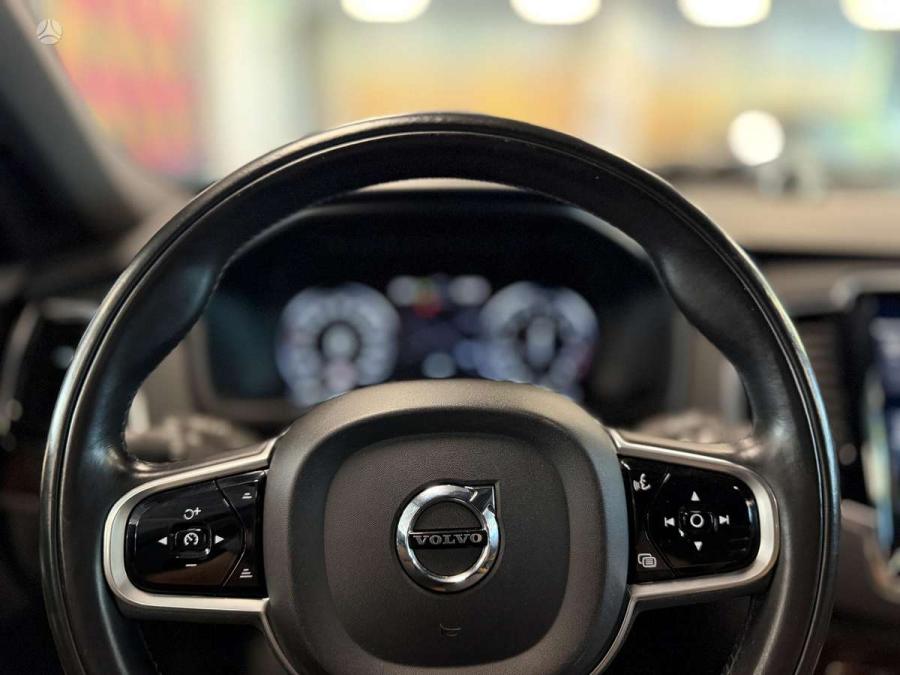 Blue Volvo XC90 2017 in Klaipeda, with an engine capacity of 1.97 L and mileage of 157 thousand km for 21900 €, photo 21 on AUTOMOTO.COM.LV