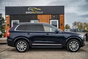 Blue Volvo XC90 2017 in Riga, with an engine capacity of 2.00 L and mileage of 249 thousand km for 21500 €, photo 5 on AUTOMOTO.COM.LV