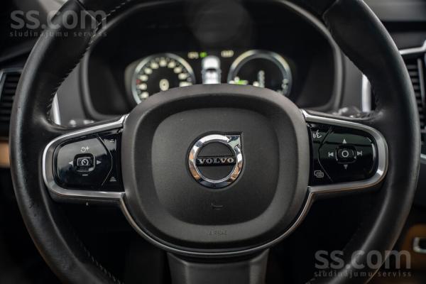 Volvo XC90 2017 in Riga on AUTOMOTO.COM.LV Blue Volvo XC90 2017 in Riga, with an engine capacity of 2.00 L and mileage of 249 thousand km for 21500 €, photo 11 on AUTOMOTO.COM.LV