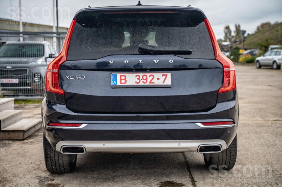 Blue Volvo XC90 2017 in Riga, with an engine capacity of 2.00 L and mileage of 249 thousand km for 21500 €, photo 25 on AUTOMOTO.COM.LV