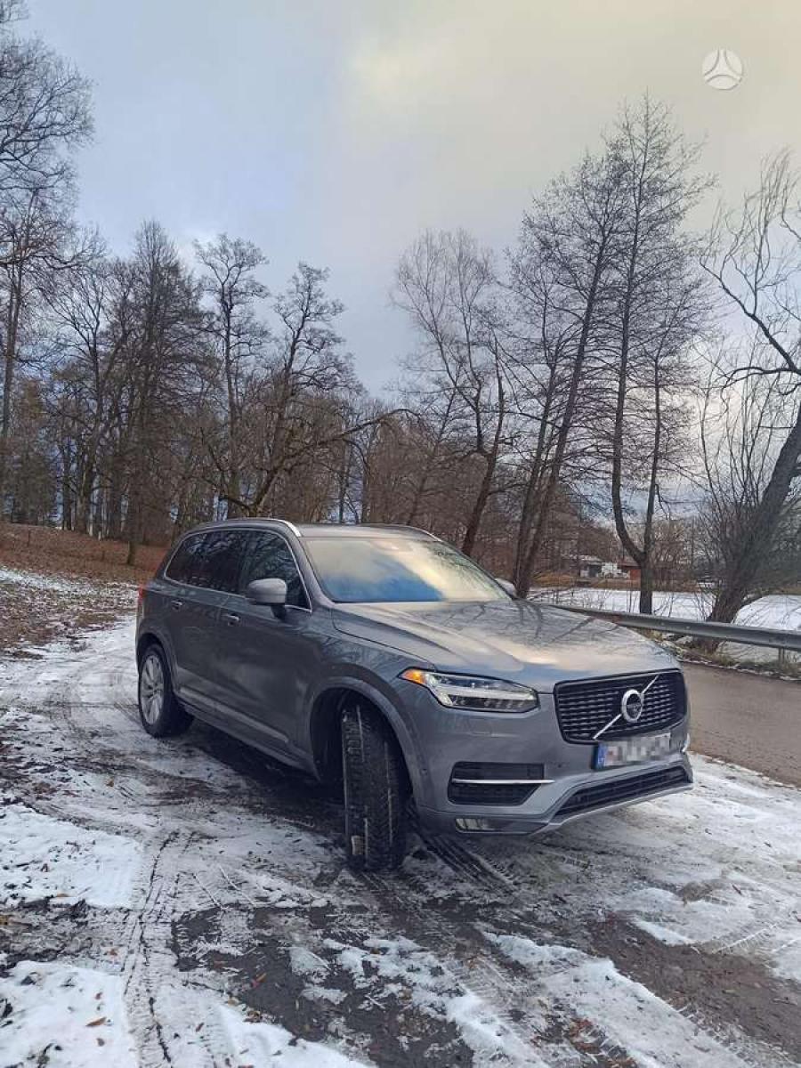 Blue Volvo XC90 2018 in Vilnius, with an engine capacity of 1.97 L and mileage of 189 thousand km for 24500 €, photo 5 on AUTOMOTO.COM.LV