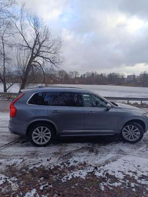 Blue Volvo XC90 2018 in Vilnius, with an engine capacity of 1.97 L and mileage of 189 thousand km for 24500 €, photo 8 on AUTOMOTO.COM.LV