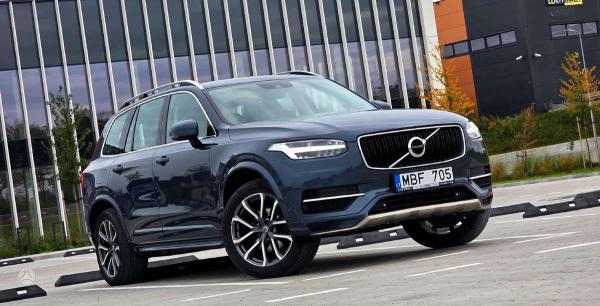 Blue Volvo XC90 2018 in Vilnius, with an engine capacity of 2.00 L and mileage of 354 thousand km for 15900 €, photo 1 on AUTOMOTO.COM.LV