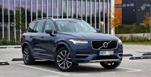 Blue Volvo XC90 2018 in Vilnius, with an engine capacity of 2.00 L and mileage of 35 thousand km for 17800 €, photo 5 on AUTOMOTO.COM.LV