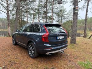 Blue Volvo XC90 2018 in Riga, with an engine capacity of 2.00 L and mileage of 160 thousand km for 29995 €, photo 3 on AUTOMOTO.COM.LV