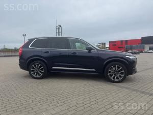 Blue Volvo XC90 2018 in Riga, with an engine capacity of 2.00 L and mileage of 160 thousand km for 28000 €, photo 4 on AUTOMOTO.COM.LV