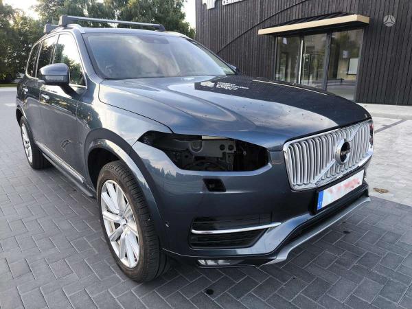 Zils Volvo XC90 2018 Šauļi, ar dzinēja tilpumu 1.97 L un nobraukumu 301 tūkst. km par 12500 €, foto 2 vietnē AUTOMOTO.COM.LV