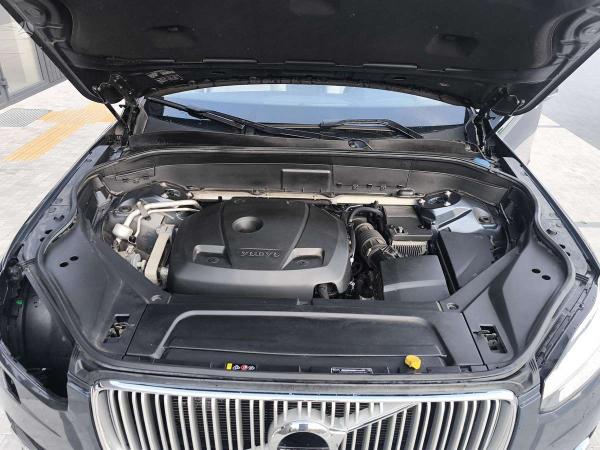 Zils Volvo XC90 2018 Šauļi, ar dzinēja tilpumu 1.97 L un nobraukumu 301 tūkst. km par 12500 €, foto 6 vietnē AUTOMOTO.COM.LV