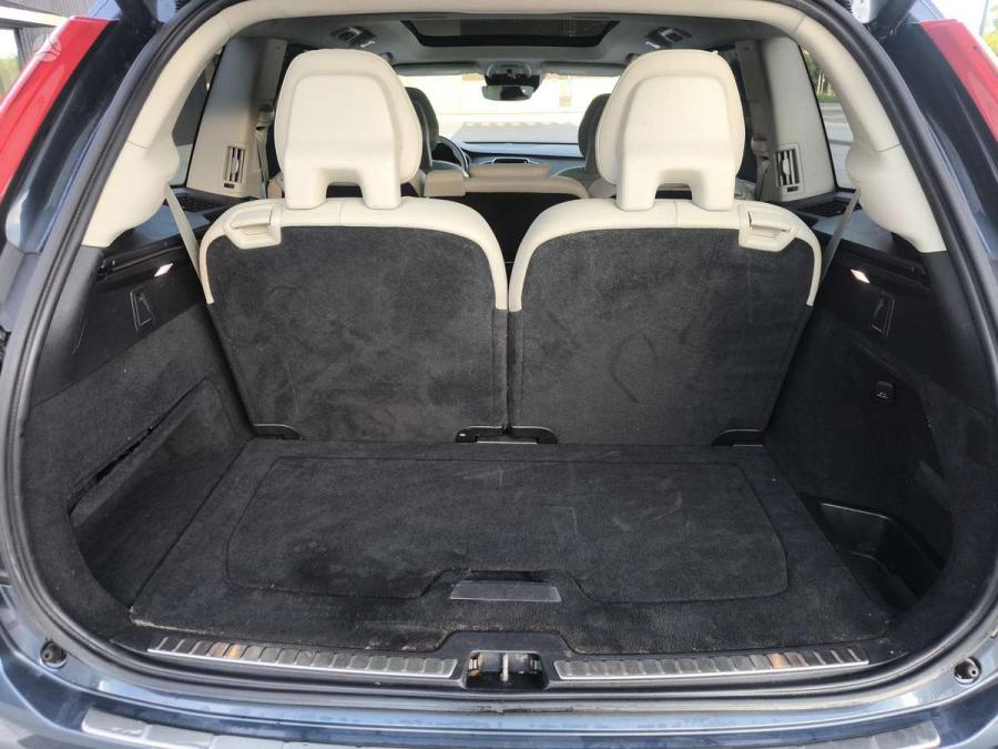 Zils Volvo XC90 2018 Šauļi, ar dzinēja tilpumu 1.97 L un nobraukumu 301 tūkst. km par 12500 €, foto 24 vietnē AUTOMOTO.COM.LV
