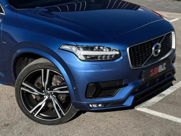Blue Volvo XC90 2018 in Riga, with an engine capacity of 2.00 L and mileage of 93 thousand km for 27500 €, photo 6 on AUTOMOTO.COM.LV