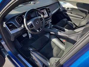 Blue Volvo XC90 2018 in Riga, with an engine capacity of 2.00 L and mileage of 93 thousand km for 27500 €, photo 10 on AUTOMOTO.COM.LV