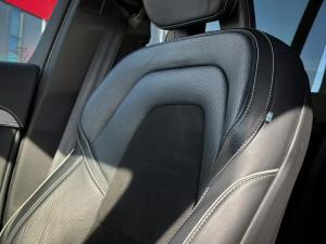 Blue Volvo XC90 2018 in Riga, with an engine capacity of 2.00 L and mileage of 93 thousand km for 27500 €, photo 29 on AUTOMOTO.COM.LV