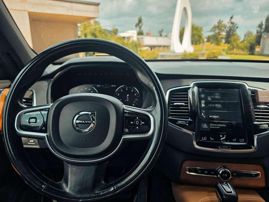 Blue Volvo XC90 2018 in Vilnius, with an engine capacity of 1.97 L and mileage of 88 thousand km for 26200 €, photo 9 on AUTOMOTO.COM.LV