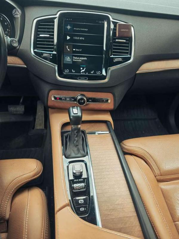 Blue Volvo XC90 2018 in Vilnius, with an engine capacity of 1.97 L and mileage of 88 thousand km for 26200 €, photo 9 on AUTOMOTO.COM.LV