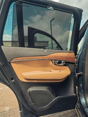 Blue Volvo XC90 2018 in Vilnius, with an engine capacity of 1.97 L and mileage of 88 thousand km for 26200 €, photo 13 on AUTOMOTO.COM.LV