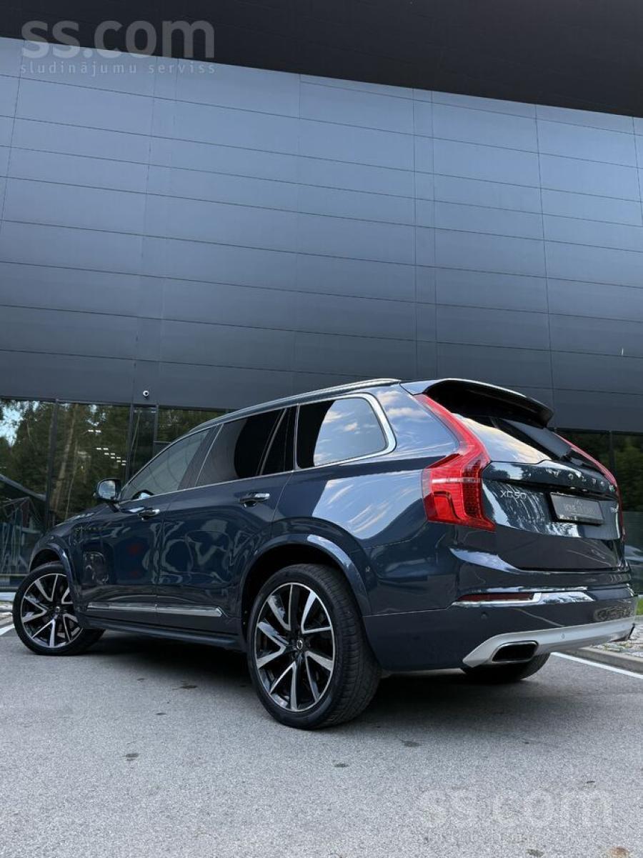 Zils Volvo XC90 2018 Rīga, ar dzinēja tilpumu 2.00 L un nobraukumu 157 tūkst. km par 32000 €, foto 9 vietnē AUTOMOTO.COM.LV