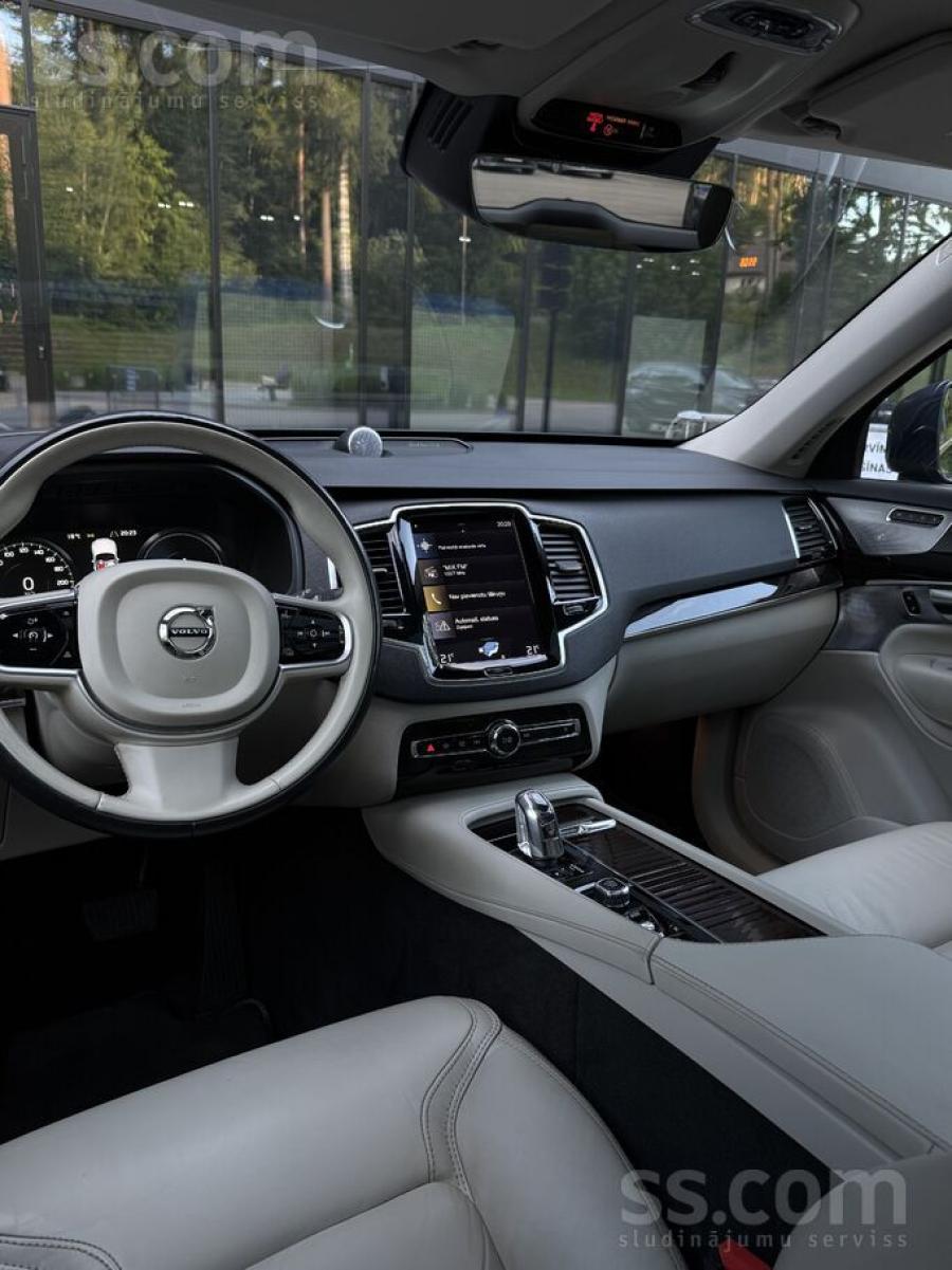 Zils Volvo XC90 2018 Rīga, ar dzinēja tilpumu 2.00 L un nobraukumu 157 tūkst. km par 32000 €, foto 22 vietnē AUTOMOTO.COM.LV
