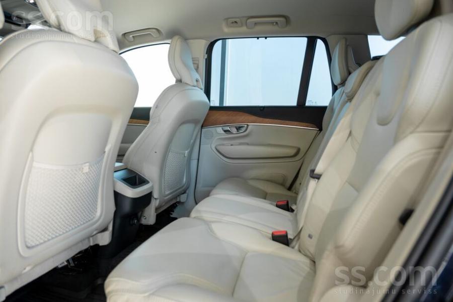 Zils Volvo XC90 2018 Rīga, ar dzinēja tilpumu 2.00 L un nobraukumu 183 tūkst. km par 26900 €, foto 9 vietnē AUTOMOTO.COM.LV