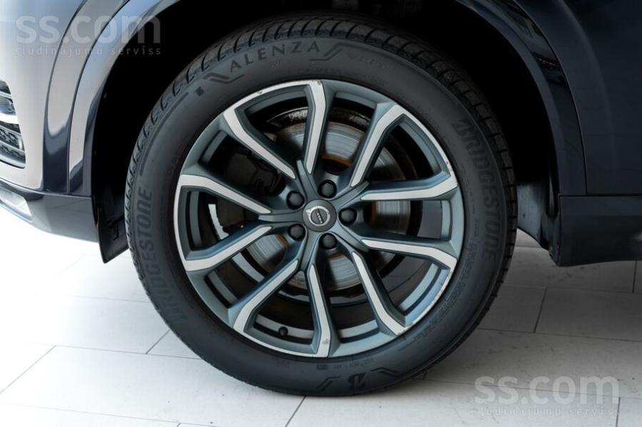 Zils Volvo XC90 2018 Rīga, ar dzinēja tilpumu 2.00 L un nobraukumu 183 tūkst. km par 26900 €, foto 13 vietnē AUTOMOTO.COM.LV