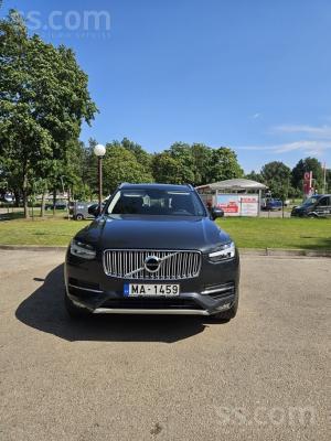 Blue Volvo XC90 2018 in Riga, with an engine capacity of 2.00 L and mileage of 230 thousand km for 21000 €, photo 4 on AUTOMOTO.COM.LV