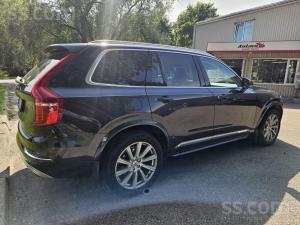 Blue Volvo XC90 2018 in Riga, with an engine capacity of 2.00 L and mileage of 230 thousand km for 21000 €, photo 7 on AUTOMOTO.COM.LV