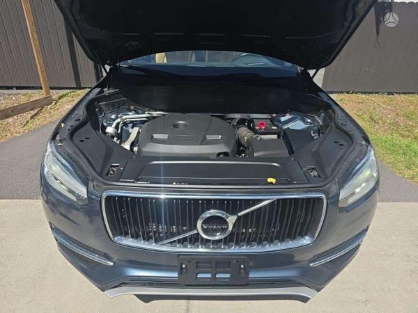 Volvo XC90 2018 in Kaunas on AUTOMOTO.COM.LV Blue Volvo XC90 2018 in Kaunas, with an engine capacity of 1.97 L and mileage of 184 thousand km for 18800 €, photo 7 on AUTOMOTO.COM.LV