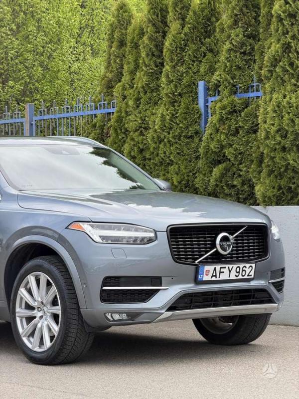 Blue Volvo XC90 2018 in Vilnius, with an engine capacity of 1.97 L and mileage of 192 thousand km for 21500 €, photo 8 on AUTOMOTO.COM.LV