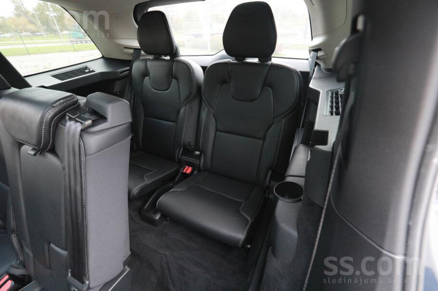 Zils Volvo XC90 2018 Rīga, ar dzinēja tilpumu 2.00 L un nobraukumu 222 tūkst. km par 21990 €, foto 13 vietnē AUTOMOTO.COM.LV