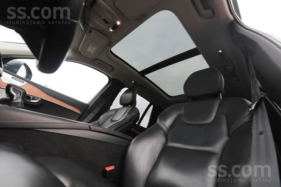 Zils Volvo XC90 2018 Rīga, ar dzinēja tilpumu 2.00 L un nobraukumu 222 tūkst. km par 21990 €, foto 29 vietnē AUTOMOTO.COM.LV