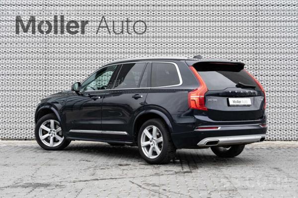 Zils Volvo XC90 2019 Rīga, ar dzinēja tilpumu 2.00 L un nobraukumu 276 tūkst. km par 19490 €, foto 3 vietnē AUTOMOTO.COM.LV