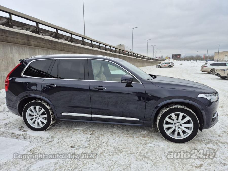 Zils Volvo XC90 2019 Tallina, ar dzinēja tilpumu 2.00 L un nobraukumu 120 tūkst. km par 42000 €, foto 3 vietnē AUTOMOTO.COM.LV