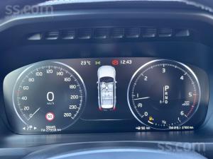 Zils Volvo XC90 2019 Rīga, ar dzinēja tilpumu 2.00 L un nobraukumu 99 tūkst. km par 33350 €, foto 9 vietnē AUTOMOTO.COM.LV