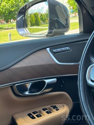 Zils Volvo XC90 2019 Rīga, ar dzinēja tilpumu 2.00 L un nobraukumu 99 tūkst. km par 33350 €, foto 11 vietnē AUTOMOTO.COM.LV