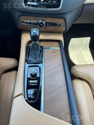 Zils Volvo XC90 2019 Rīga, ar dzinēja tilpumu 2.00 L un nobraukumu 99 tūkst. km par 33350 €, foto 13 vietnē AUTOMOTO.COM.LV