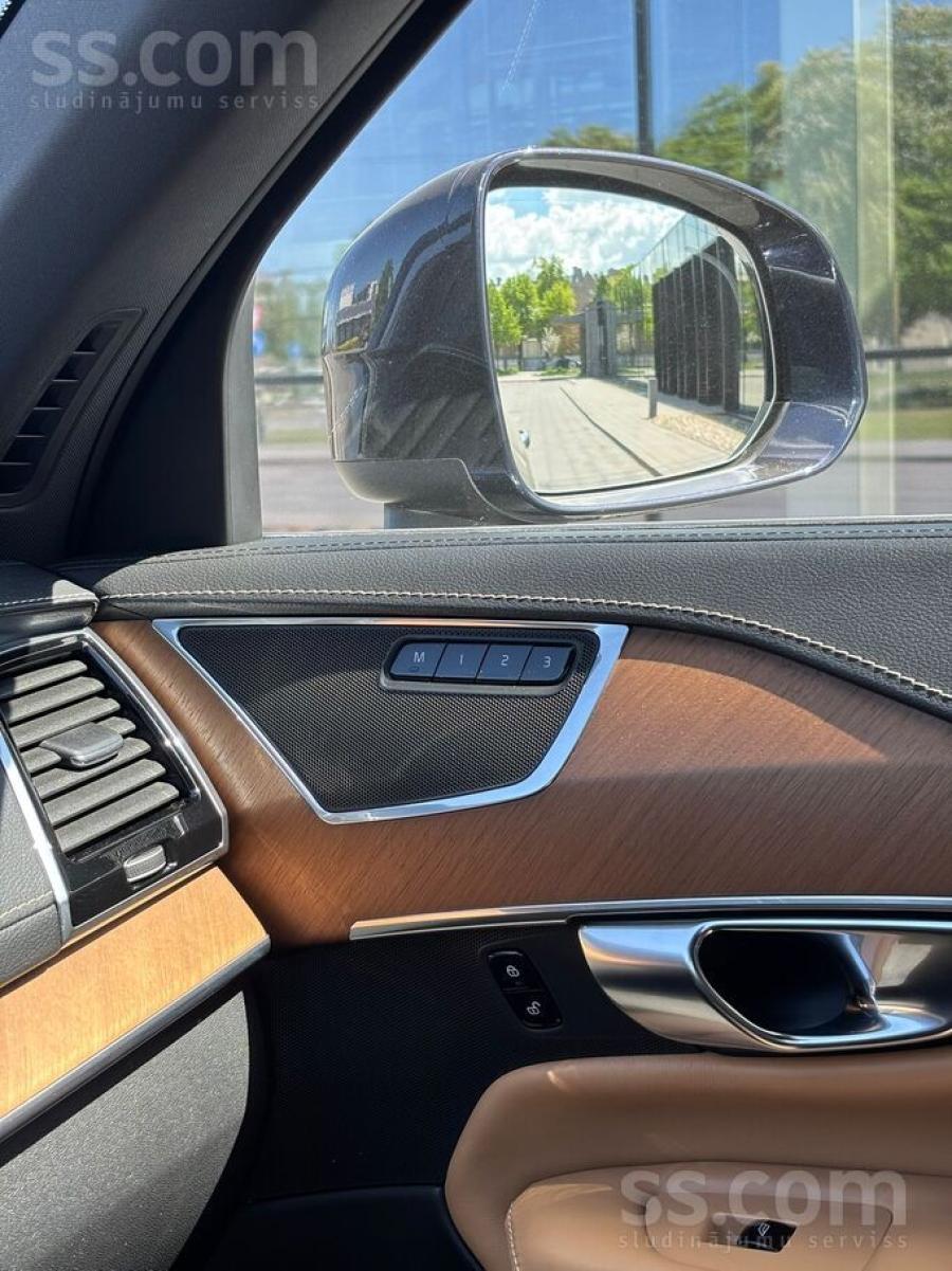 Zils Volvo XC90 2019 Rīga, ar dzinēja tilpumu 2.00 L un nobraukumu 99 tūkst. km par 33350 €, foto 14 vietnē AUTOMOTO.COM.LV