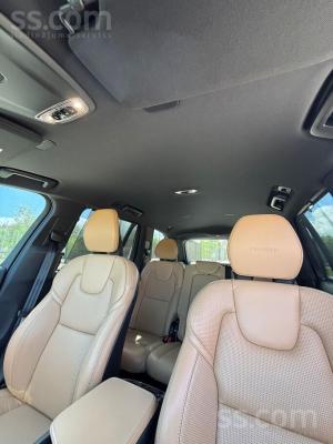Zils Volvo XC90 2019 Rīga, ar dzinēja tilpumu 2.00 L un nobraukumu 99 tūkst. km par 33350 €, foto 19 vietnē AUTOMOTO.COM.LV