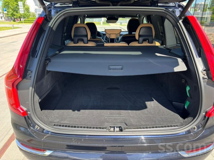 Zils Volvo XC90 2019 Rīga, ar dzinēja tilpumu 2.00 L un nobraukumu 99 tūkst. km par 33350 €, foto 23 vietnē AUTOMOTO.COM.LV
