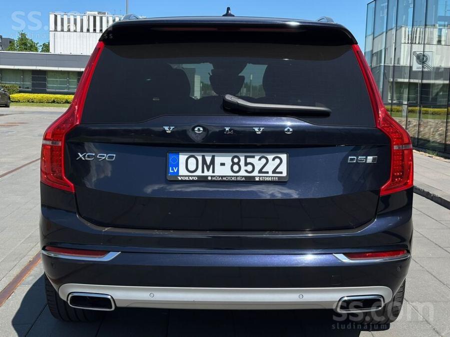 Zils Volvo XC90 2019 Rīga, ar dzinēja tilpumu 2.00 L un nobraukumu 99 tūkst. km par 33350 €, foto 25 vietnē AUTOMOTO.COM.LV