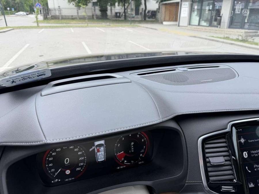 Zils Volvo XC90 2019 Šakiai, ar dzinēja tilpumu 1.97 L un nobraukumu 146 tūkst. km par 25000 €, foto 14 vietnē AUTOMOTO.COM.LV