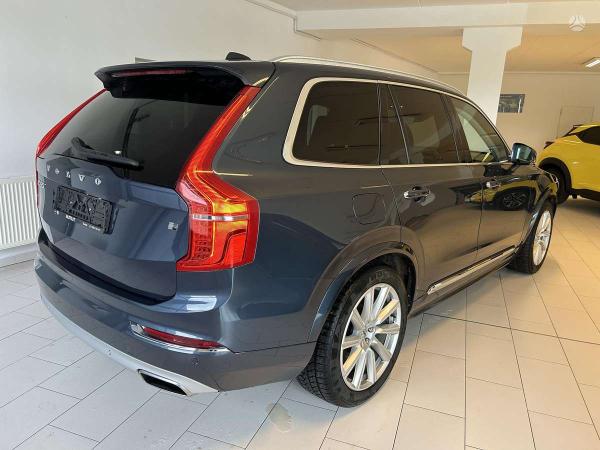 Blue Volvo XC90 2019 in Siauliai, with an engine capacity of 1.97 L and mileage of 119 thousand km for 30600 €, photo 6 on AUTOMOTO.COM.LV
