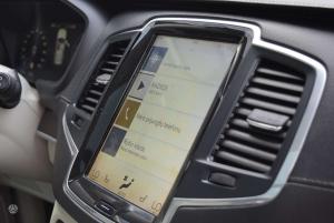 Blue Volvo XC90 2019 in Vilnius, with an engine capacity of 2.00 L and mileage of 228 thousand km for 16350 €, photo 17 on AUTOMOTO.COM.LV