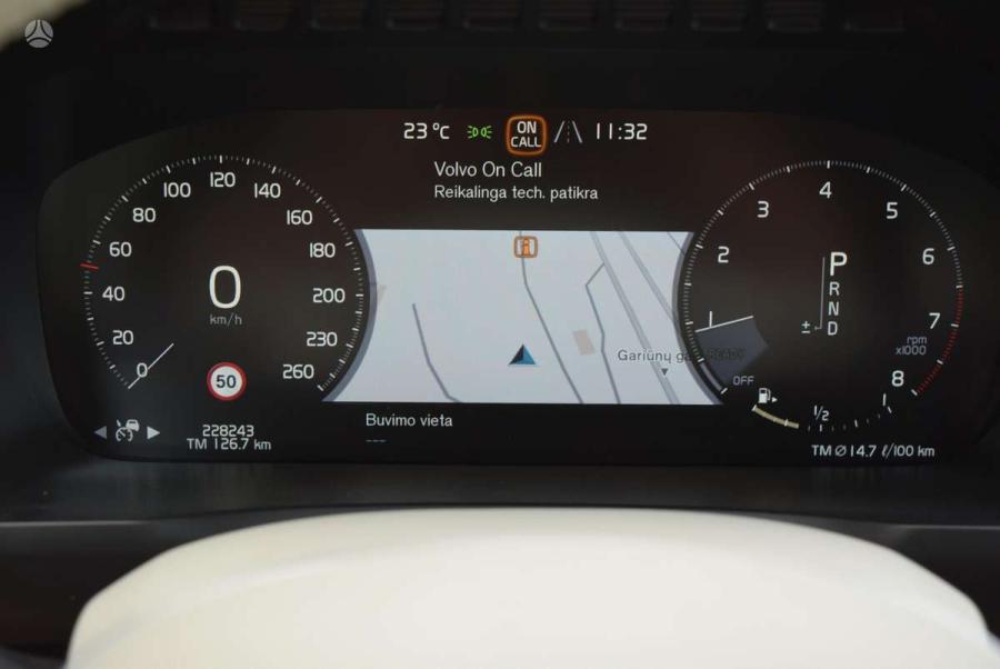 Blue Volvo XC90 2019 in Vilnius, with an engine capacity of 2.00 L and mileage of 228 thousand km for 16350 €, photo 21 on AUTOMOTO.COM.LV