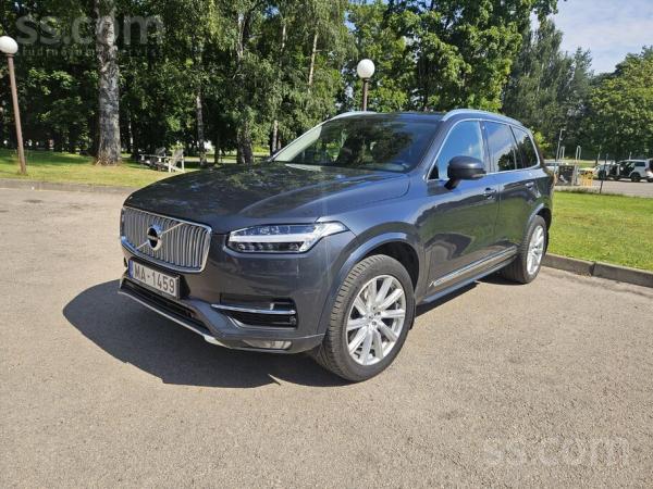 Blue Volvo XC90 2019 in Riga, with an engine capacity of 2.00 L and mileage of 231 thousand km for 20000 €, photo 1 on AUTOMOTO.COM.LV