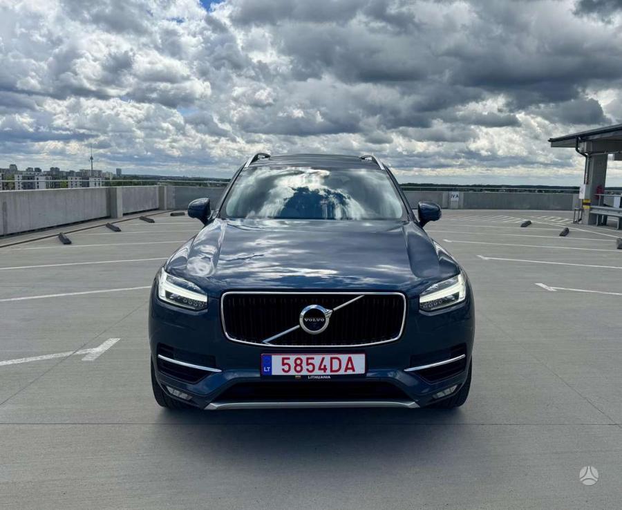 Blue Volvo XC90 2019 in Vilnius, with an engine capacity of 2.00 L and mileage of 296 thousand km for 17300 €, photo 9 on AUTOMOTO.COM.LV