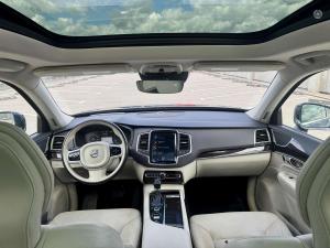 Blue Volvo XC90 2019 in Vilnius, with an engine capacity of 2.00 L and mileage of 296 thousand km for 17300 €, photo 12 on AUTOMOTO.COM.LV